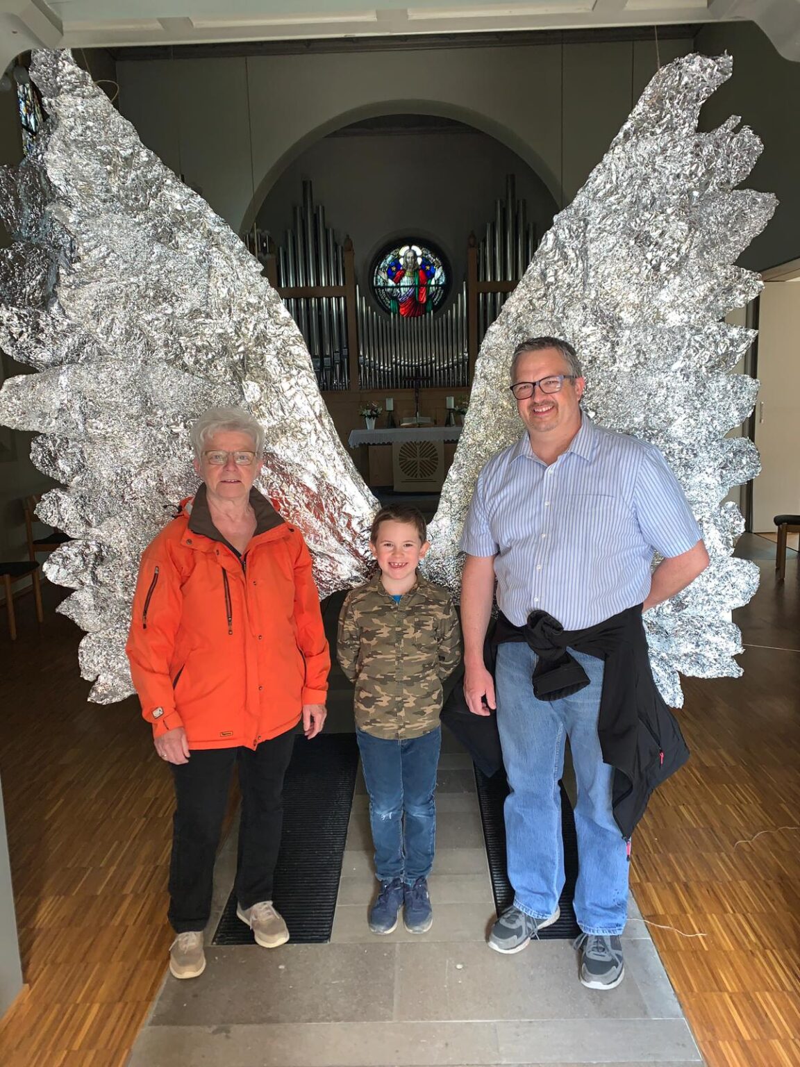 „Feuer und Flamme für Jesus“ - Aktionstage um Pfingsten - Rhein Main Verlag