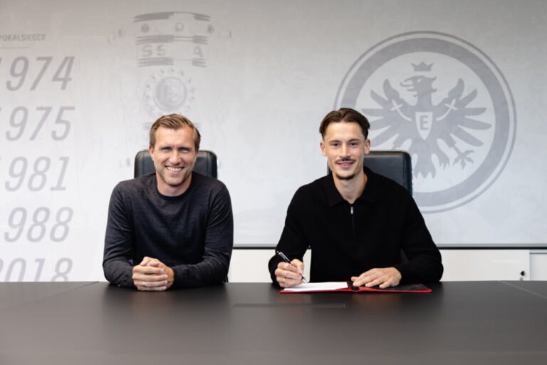 Robin Koch verlängert seinen Vertrag bei Eintracht Frankfurt